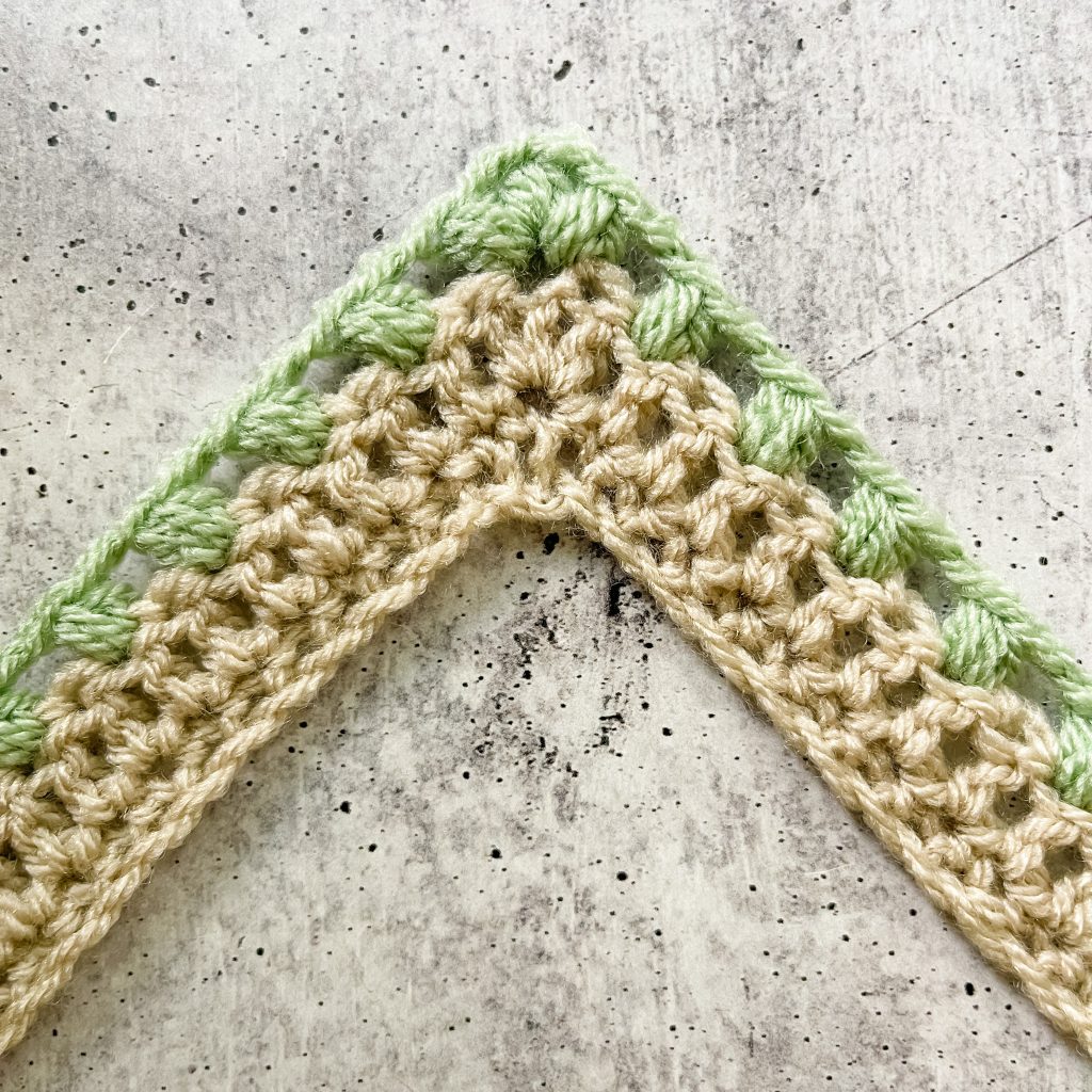 5 Gorgeous Crochet Borders To Try RIGHT NOW TL Yarn Crafts 5 Gorgeous Crochet Borders To Try RIGHT NOW TL Yarn Crafts